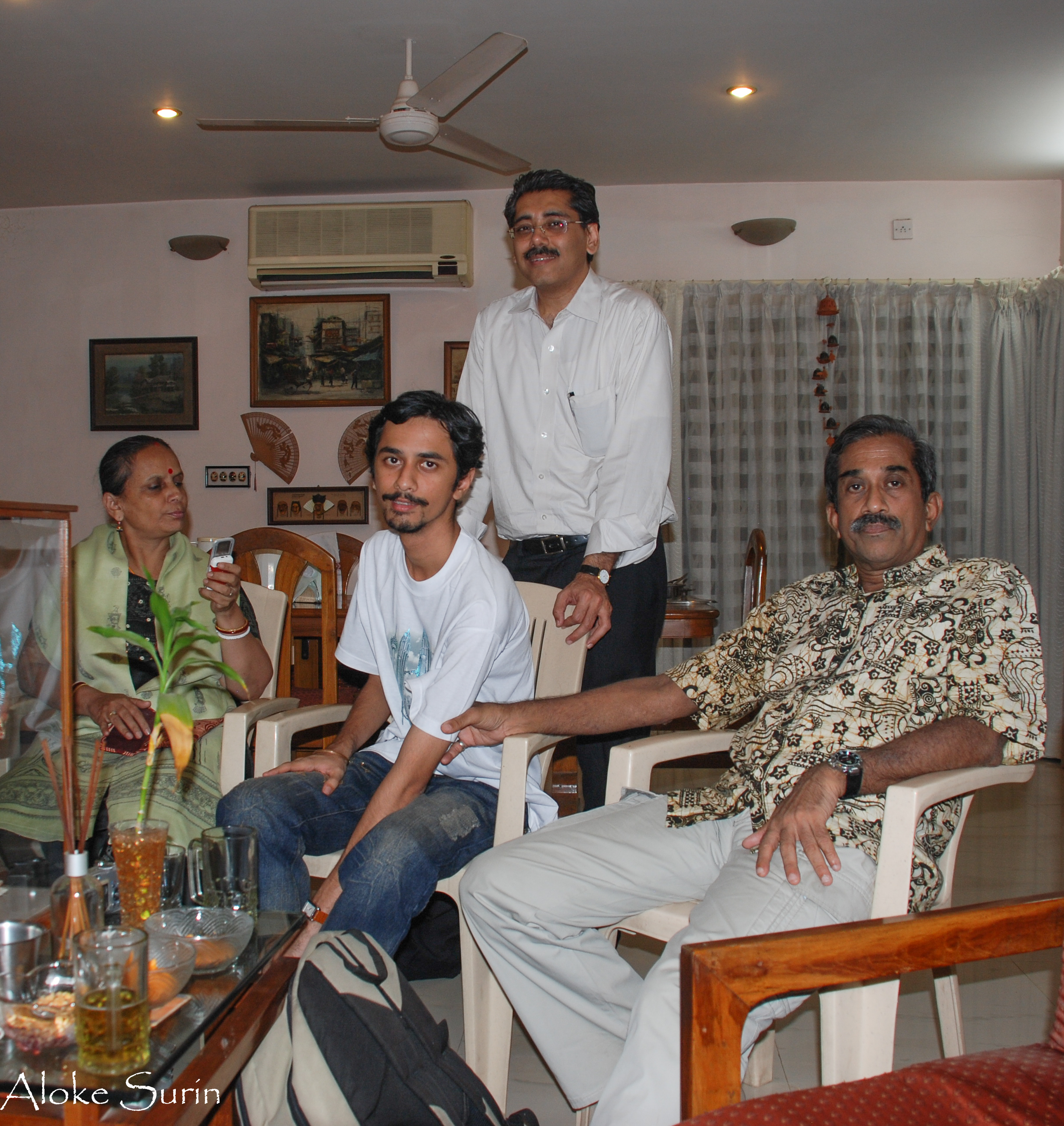 Raghu Iyer – A tribute – Wandering, One Gathers Honey